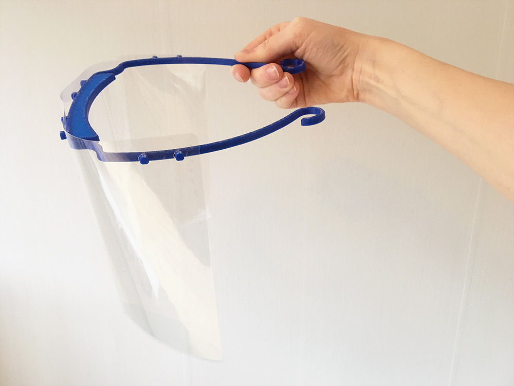 3D-printing visor frames for the medical community - Lifts All